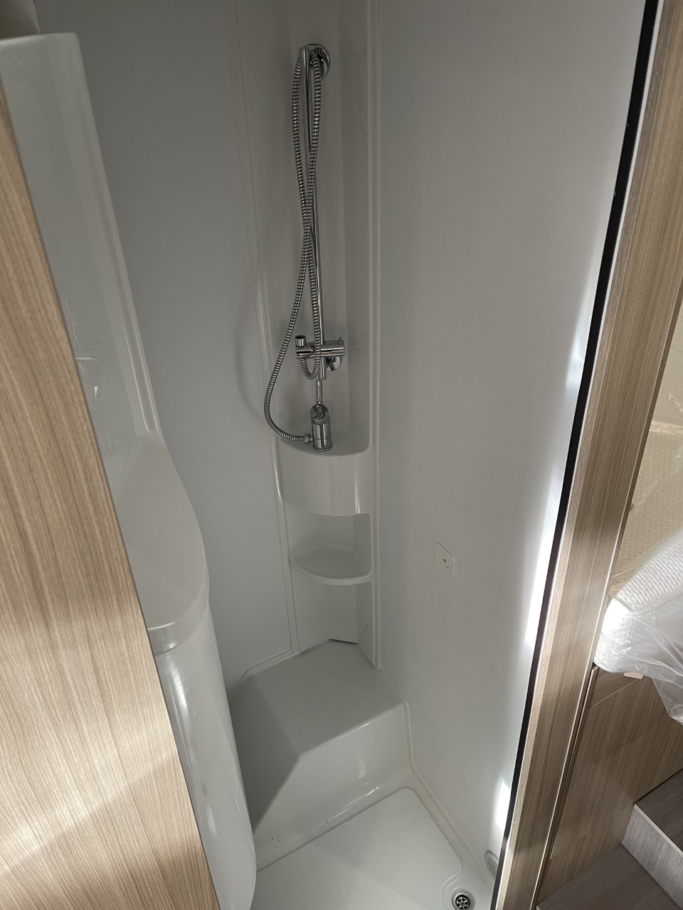 ADRIA COMPACT PLUS DL – Camping car ideal