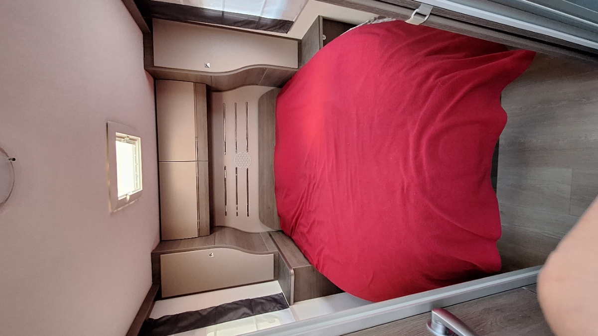 PROFILE CHALLENGER 348 XLB BVA 170 CV GRAPHITE EDITION – Camping car ideal